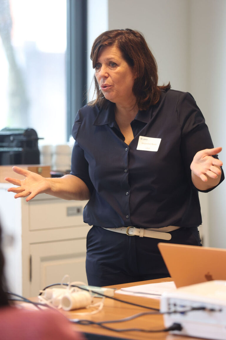 Ondernemen met een bijstandsuitkering: het overwinnen van stigma en ...